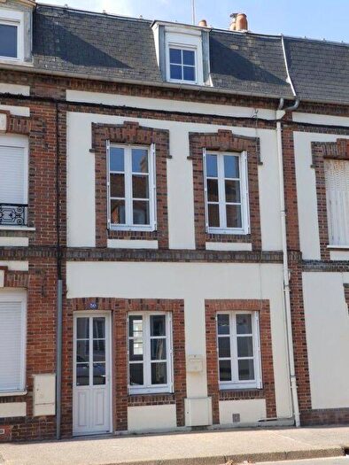 Maison à louer - Centre Ville, L Aigle - 5 pièces - 3 chambres