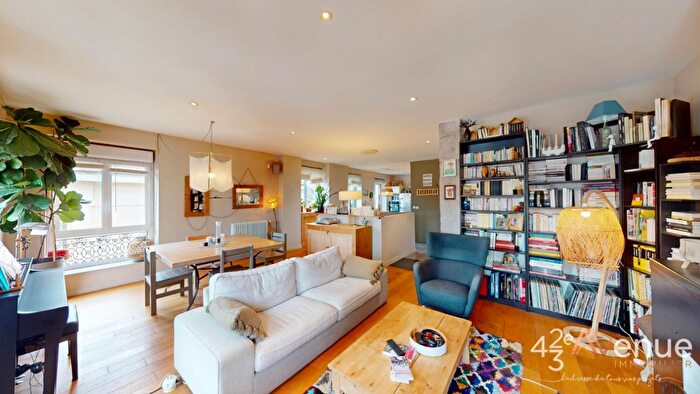 Appartement à vendre - Saint-Étienne, Centre-ville, Peuple, Chavanelle - 5 pièces - 4 chambres