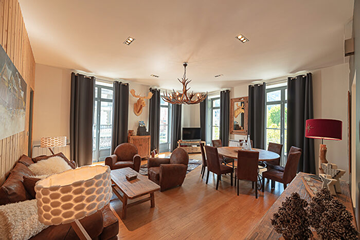 Appartement à vendre - Cauterets - 4 pièces - 3 chambres