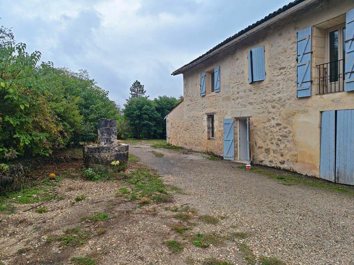 Maison 5 pièces à louer à Fargues-Saint-Hilaire