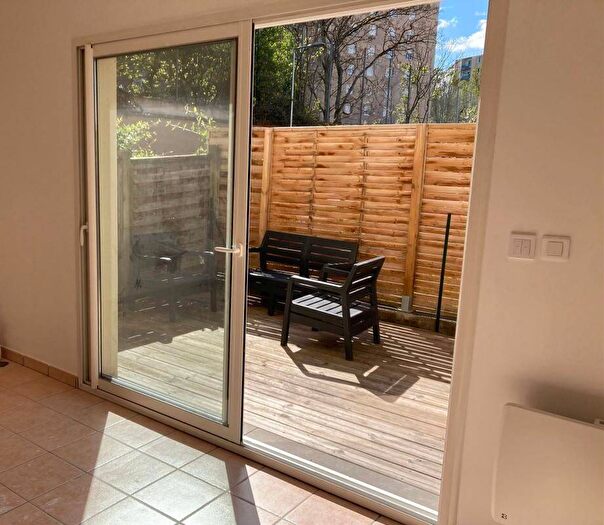 Appartement à louer - Belleroche, Villefranche-sur-Saône - 1 pièce