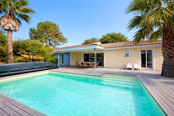 Maison à vendre - La Teste-de-Buch, LEnclos dAlis, Notre-Dame des Monts, Ninots, Miquelots - 6 pièces - 4 chambres