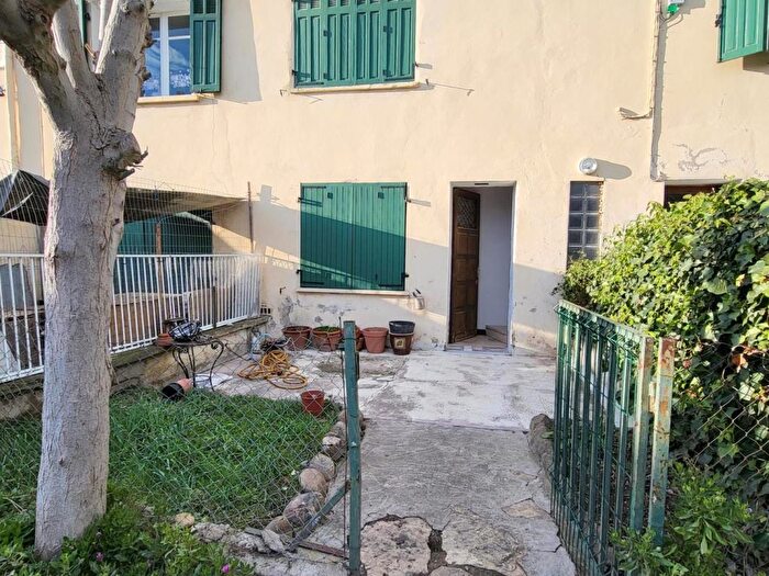 Appartement à louer - Salon-de-Provence, Batignoles, Michelet - 3 pièces - 2 chambres