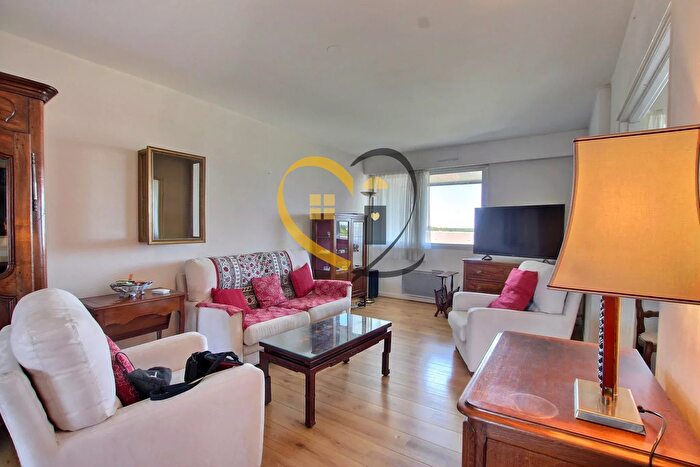 Appartement 5 pièces à vendre à Bourges, Centre-ville, Charlet, Lahitolle, Pignoux, Sembat