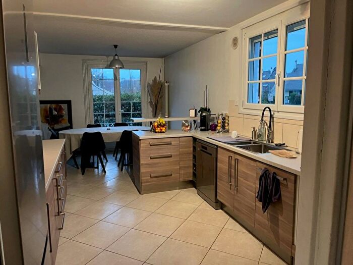 Breuillet : Maison 5 pièces à louer