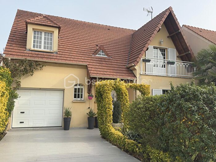 Maison à vendre - Marolles-en-Hurepoix - 8 pièces - 5 chambres