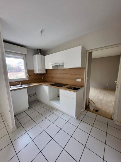 Appartement à louer - République, Clermont-Ferrand - 4 pièces - 3 chambres