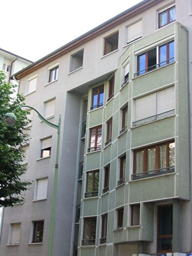 Appartement à louer - Annecy, Parc des Sports, Fier - 2 pièces - 1 chambre