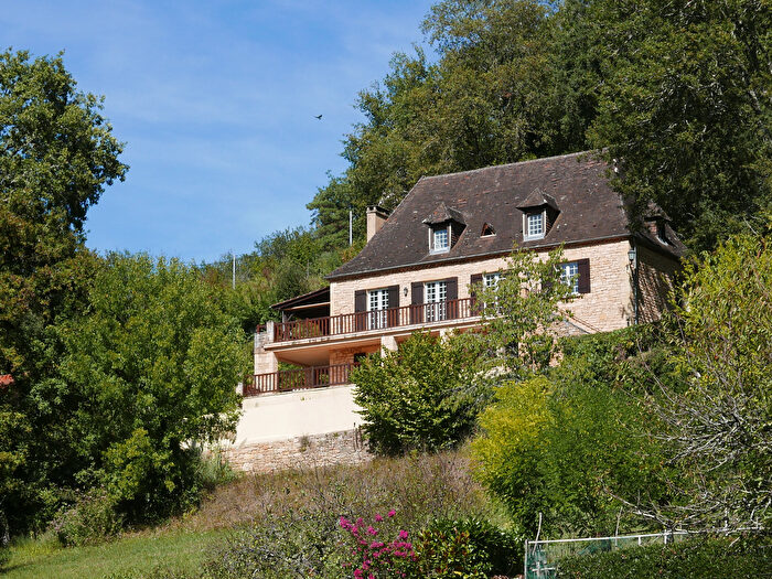Maison à vendre - Beynac-et-Cazenac - 7 pièces - 5 chambres