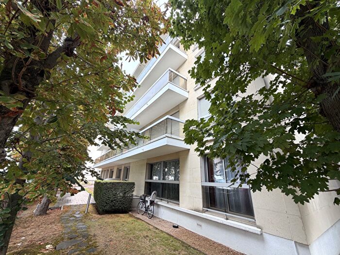 Rueil-Malmaison, Martinets : Appartement 2 pièces à vendre