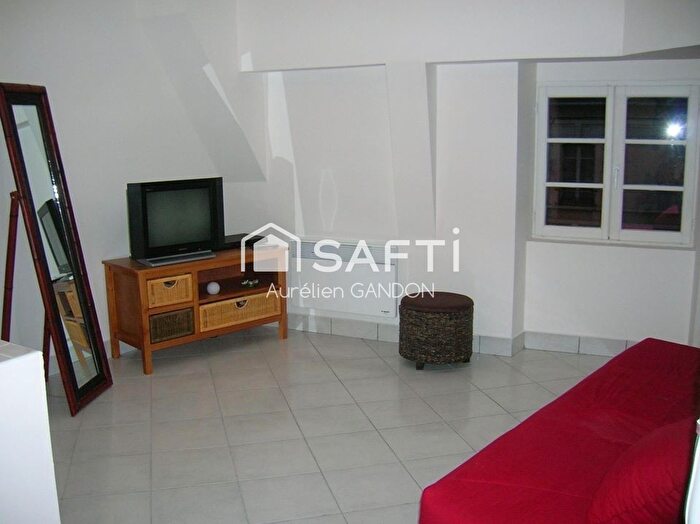 Appartement à vendre - Joigny - 2 pièces - 1 chambre