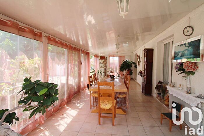 Maison à vendre - Pourrières - 5 pièces - 3 chambres