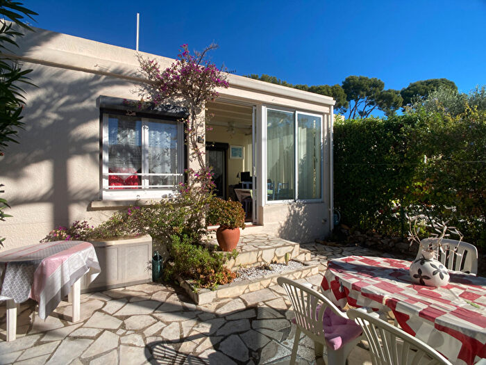 Maison à vendre - Bandol - 2 pièces - 1 chambre