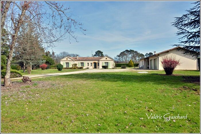 Maison à vendre - Moulin-Neuf - 5 pièces - 4 chambres