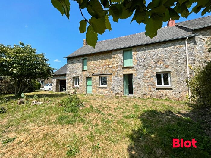 Pancé : Maison 3 pièces à vendre