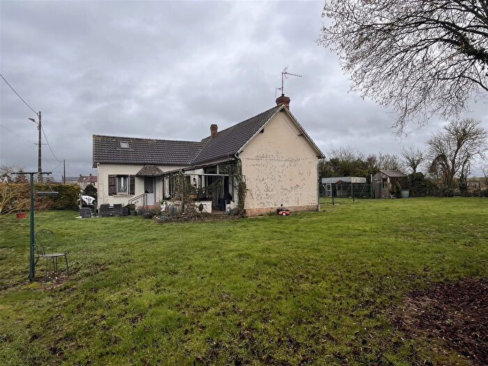 Maison à vendre - Trun - 5 pièces - 4 chambres