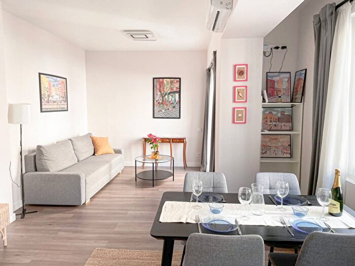 Appartement à louer - Sorbonne, Paris ème arrondissement - 3 pièces - 2 chambres