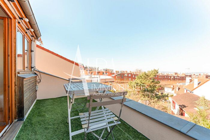 Maison à vendre - Le Pré-Saint-Gervais, Belvédère, Babylone, Fraternité - 7 pièces - 4 chambres