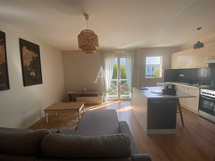 Châteauneuf-sur-Loire - Appartement 2 pièces à louer