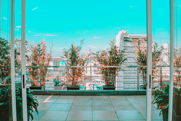 Appartement à vendre - Paris e , Belleville - 4 pièces - 3 chambres