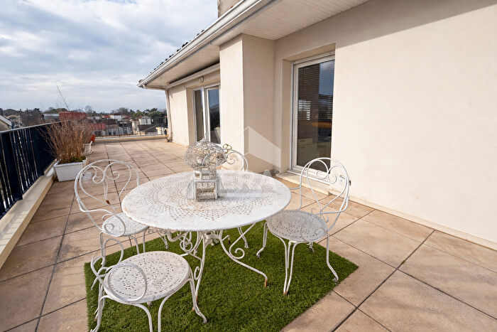 Appartement à vendre - Pessac, Bourg - 4 pièces - 2 chambres