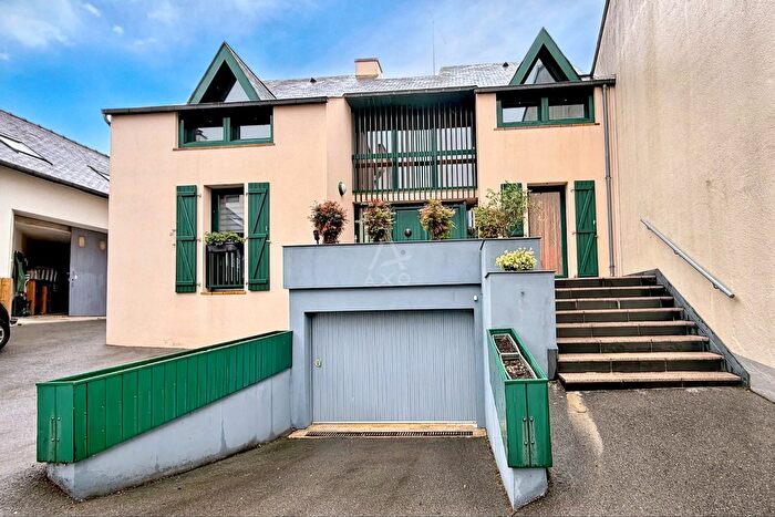 Maison 8 pièces à vendre à Vitré, Maison Rouge