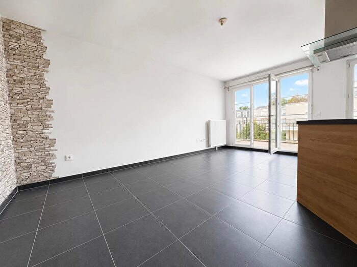 Le Plessis-Trévise, Marbeau, Coeuilly : Appartement 3 pièces à louer