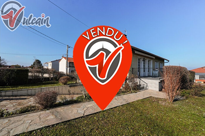 Maison à vendre - Pont-du-Château - 5 pièces - 3 chambres