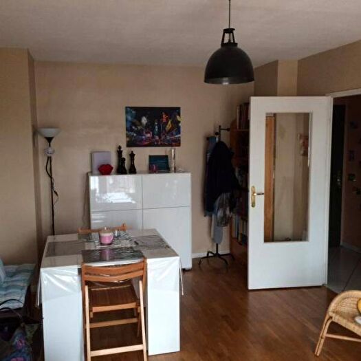 Appartement 2 pièces à Montchat, Lyon 3ème arrondissement, à louer