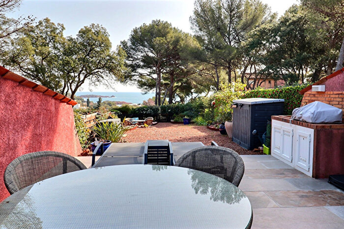 Maison à vendre - Saint-Raphaël, Agay - 2 pièces - 1 chambre