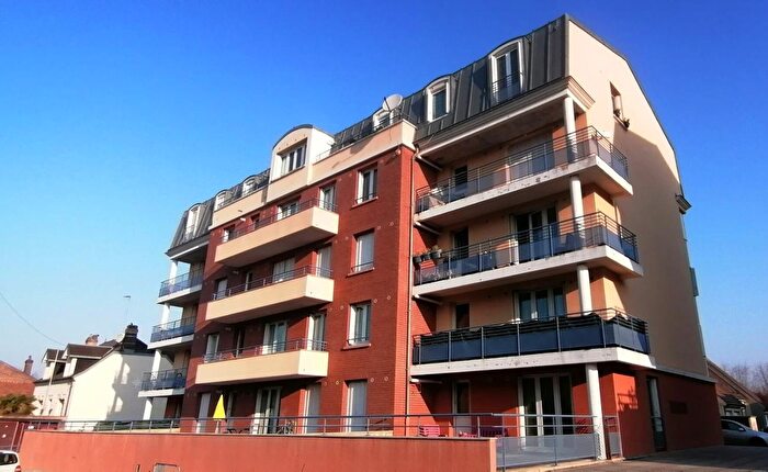 Appartement à vendre - Noyon, Centre-ville - 4 pièces - 3 chambres