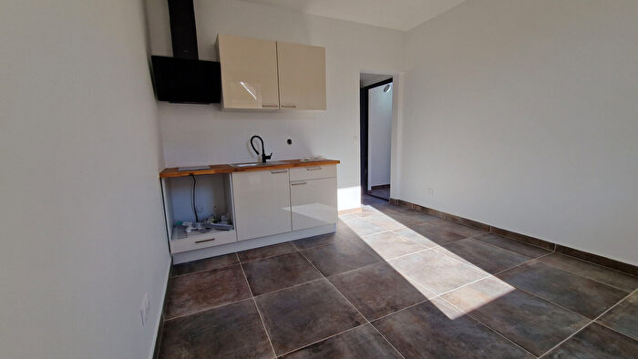 Appartement à louer - Saint-Germain-en-Laye, Pontel, Schnapper, Sous-préfecture - 1 pièce