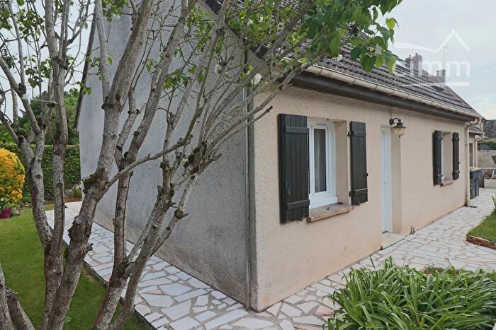 Maison à vendre - Thury-en-Valois - 6 pièces - 4 chambres