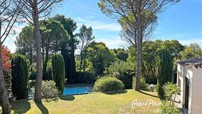 Maison à vendre - Nîmes - 7 pièces - 4 chambres