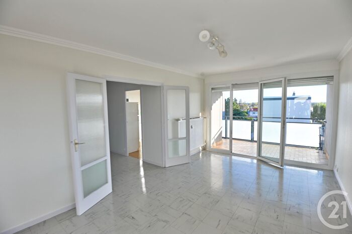 Appartement à louer - Romans-sur-Isère, Grande Martinette, Hôpital-vieux, Coquillard - 3 pièces - 2 chambres