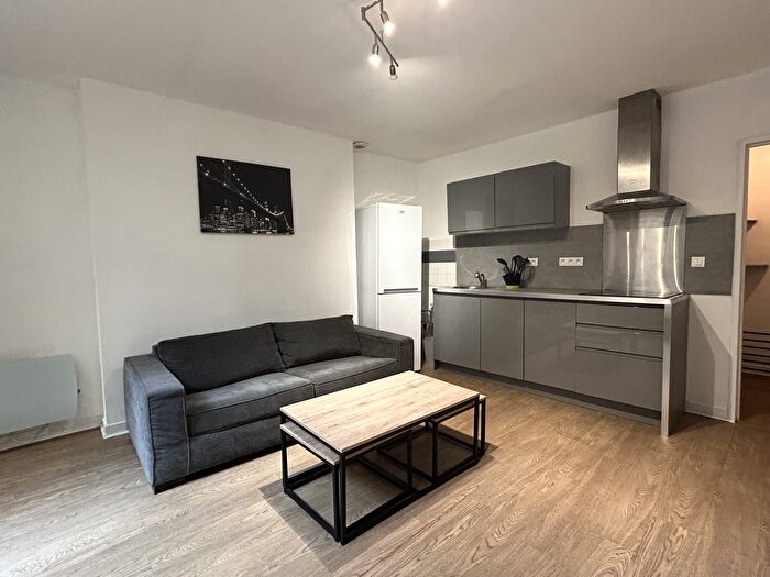 Appartement à louer - Limoges, Centre-ville, Hôtel de Ville, Emailleurs - 2 pièces - 1 chambre