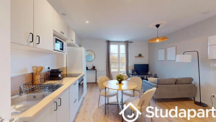 Appartement à louer - Docteur Lavalle, Dijon - 1 pièce - 2 chambres