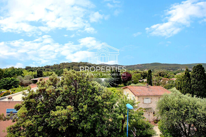 Bormes-les-Mimosas, La Favière, Le Gau, Cap-Bénet, Cabasson, Plages - Appartement 3 pièces à vendre