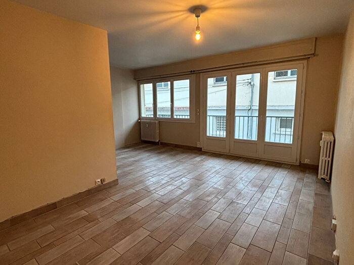 Appartement à louer - Saint-Brieuc, Centre-ville, Saint-Michel, Le Légué, Notre-Dame - 3 pièces - 1 chambre
