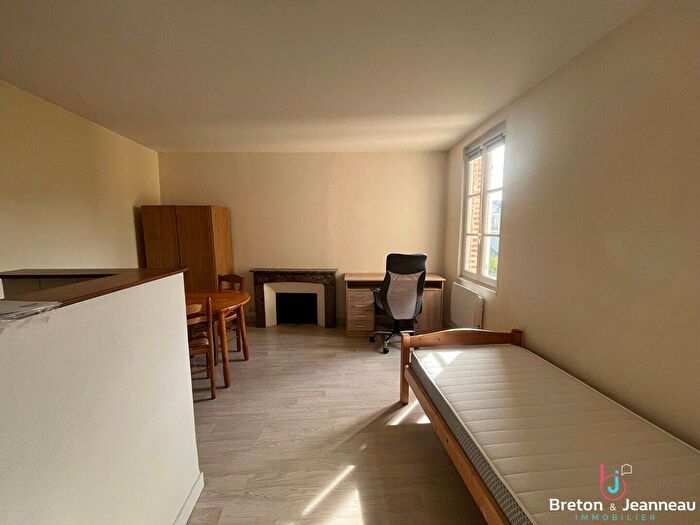 Appartement 1 pièce à Crossardière, Laval, à louer
