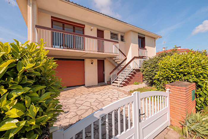 Maison 6 pièces à vendre à Villeneuve-Tolosane
