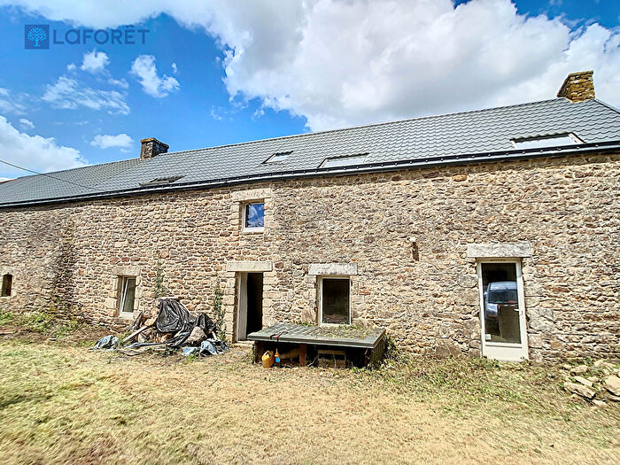 Maison à vendre - Plougoumelen - 5 pièces - 4 chambres