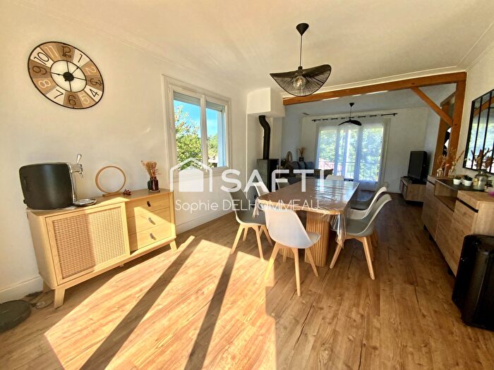 Maison 5 pièces à Saint-Georges-de-Montaigu, à vendre
