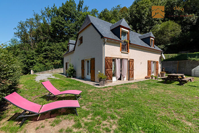 Maison à vendre - Loudenvielle - 6 pièces - 5 chambres