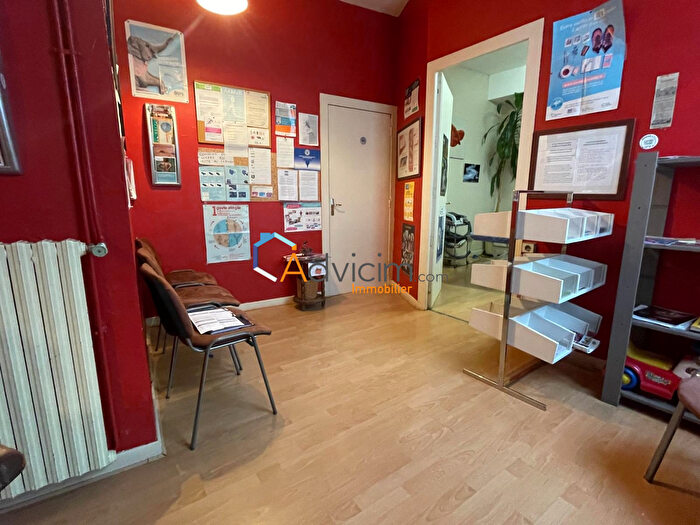 Appartement à vendre - Saint-Chamond - 4 pièces - 3 chambres