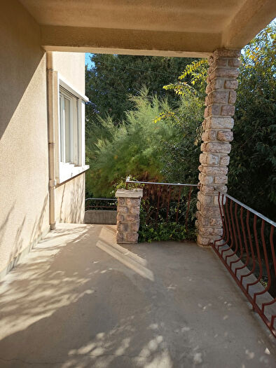 Maison 8 pièces à louer à Manosque, Saint-Lazare