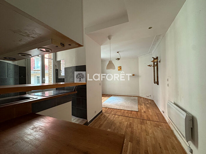 Paris 18ème, Grandes Carrières, Clichy : Appartement 2 pièces à vendre