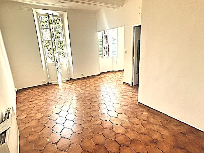 Appartement 1 pièce à louer à Gémenos
