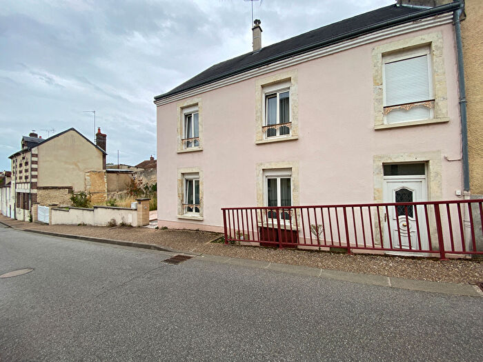 Maison à vendre - Le Theil - 6 pièces - 3 chambres