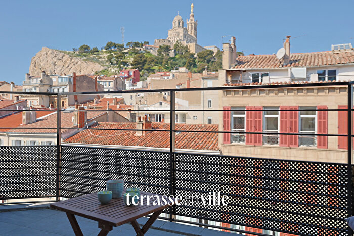 Appartement à vendre - Marseille e , Vauban - 5 pièces - 4 chambres